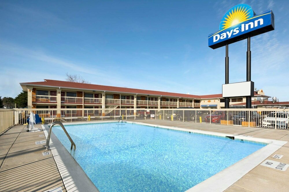 Otel Days Inn by Wyndham Jacksonville Nc, Kuzey Carolina Eyaleti, foto