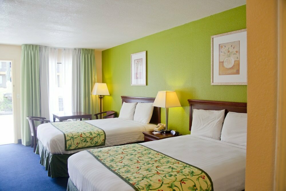 Otel Days Inn by Wyndham DeFuniak Springs, Florida Eyaleti, foto