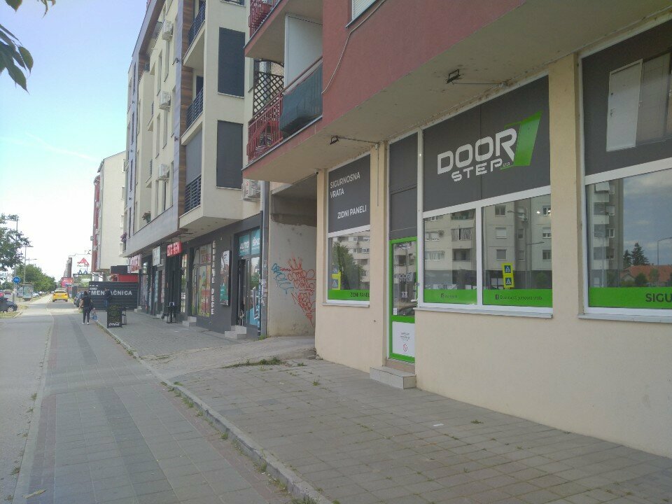 Kapılar Door Step, Novi Sad, foto