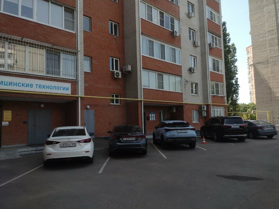 Bina, site yönetimi TSZh Solnechny ostrov, Krasnodar, foto