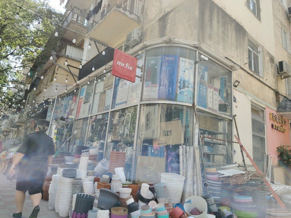 Ev eşyası mağazaları Mr. Fix, Bakü, foto