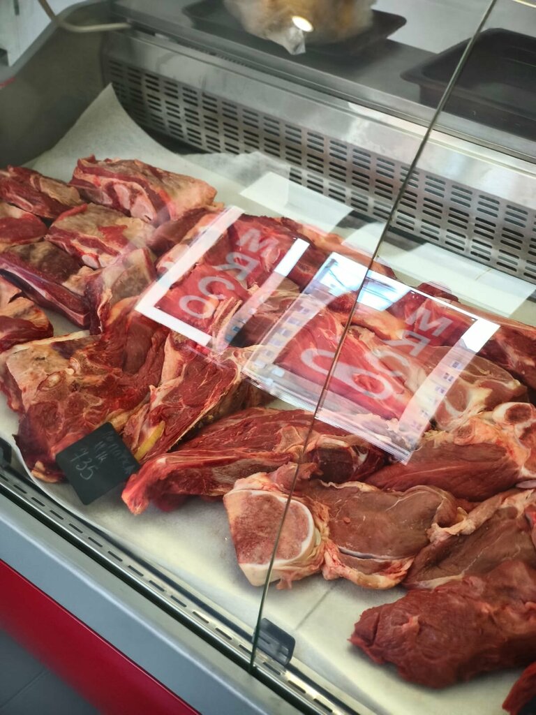 Kasap, şarküteri И мясо и фрукты, Saint‑Petersburg ve Leningradskaya oblastı, foto