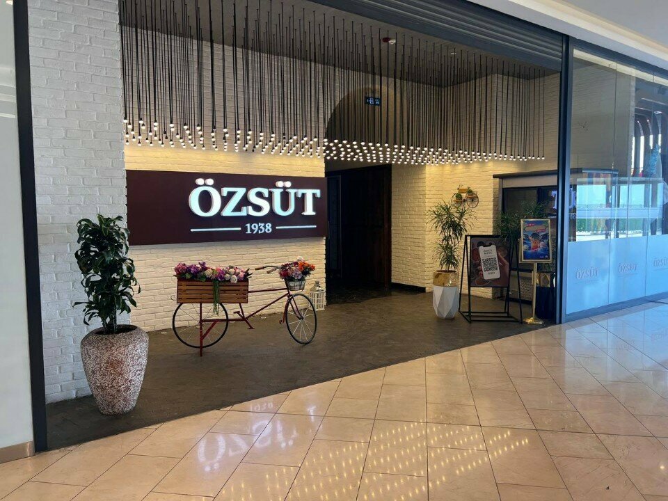 Restoran Özsüt, Bakü, foto
