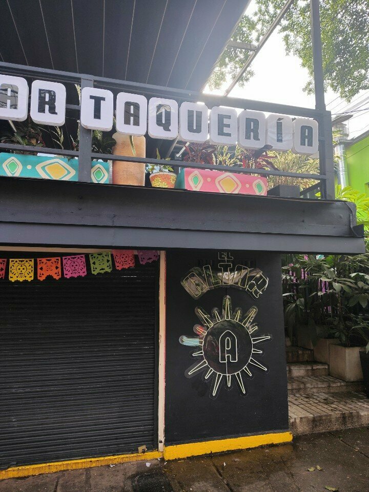 Restoran El Altar Taquería Provenza, Medellin, foto