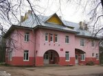 Дом управляющего (административный корпус при усадьбе Пшездецких) 1900 года (Leninskaya ulitsa No:92, garadski pasiolak Varapajeva), koruma altına alınmış yapı  Vitebskaya oblastından