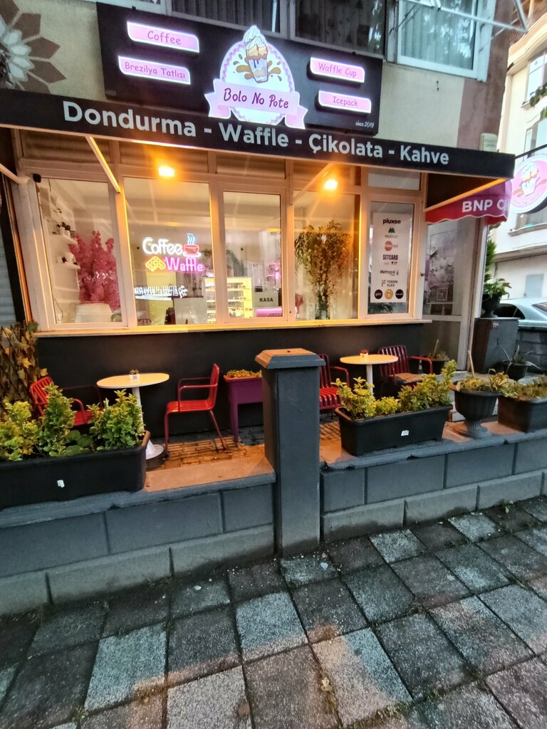 Pasta, şekerleme ve tatlı Bolo No Pote, İstanbul, foto