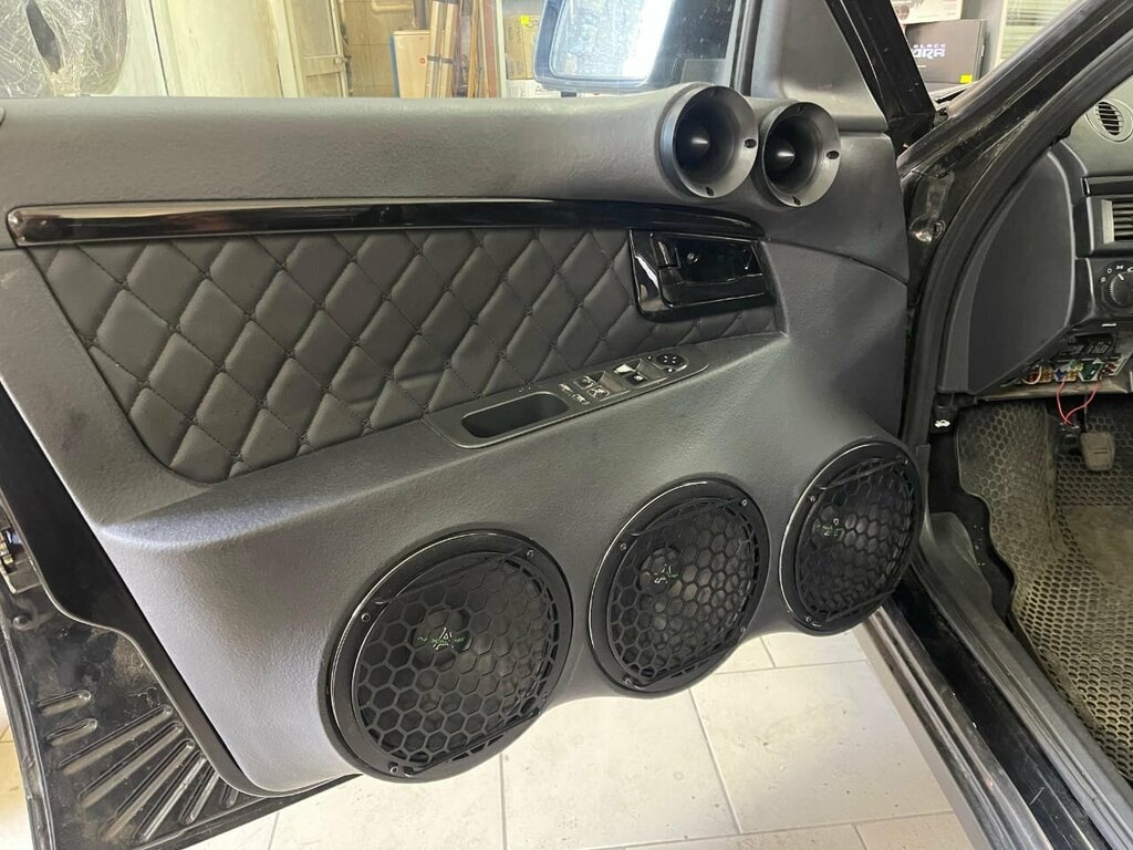 Oto ses sistemleri Gans Sound, Şahty, foto