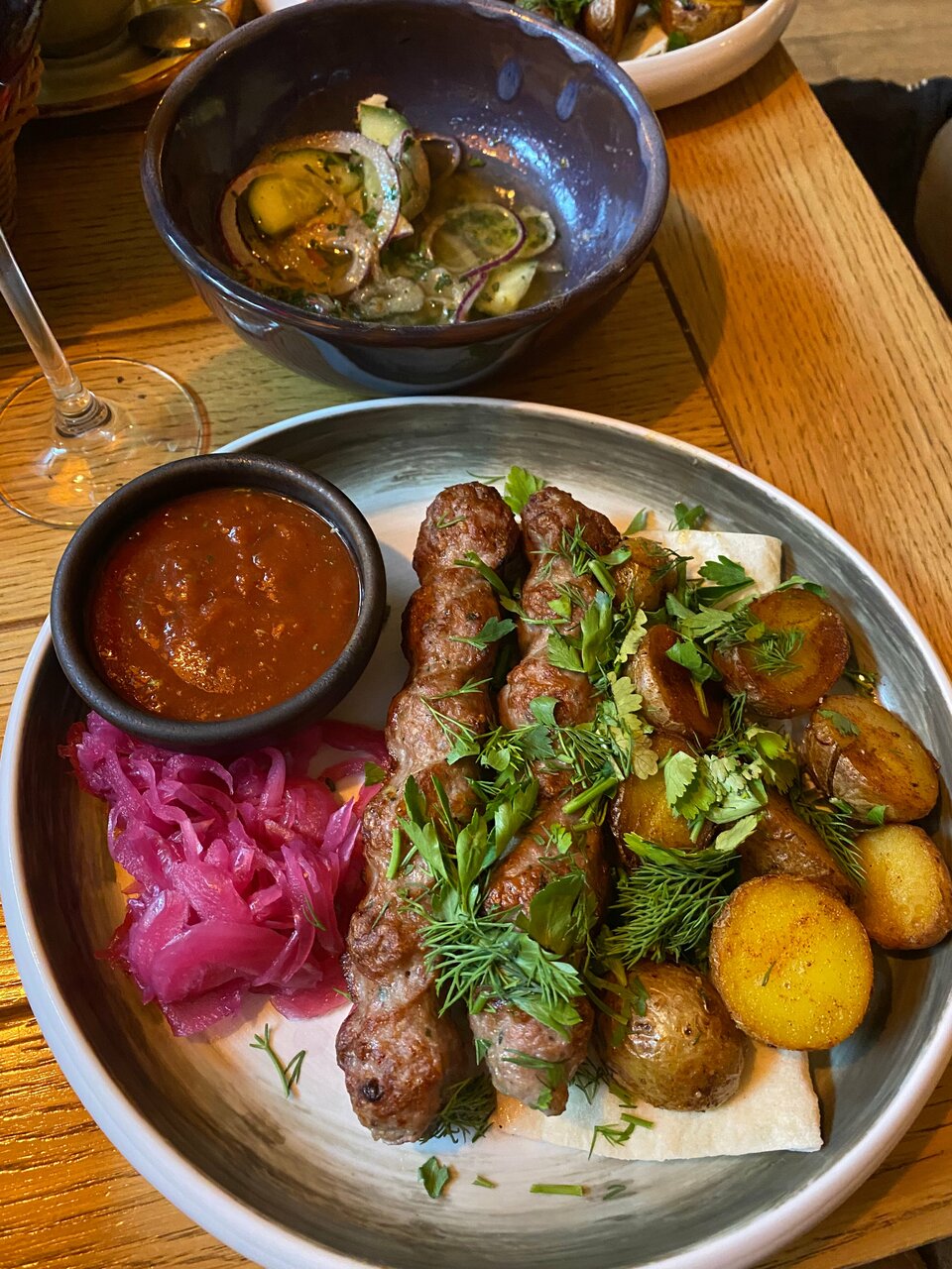 «6 мест с вкусным шашлыком в Кирове» фото материала