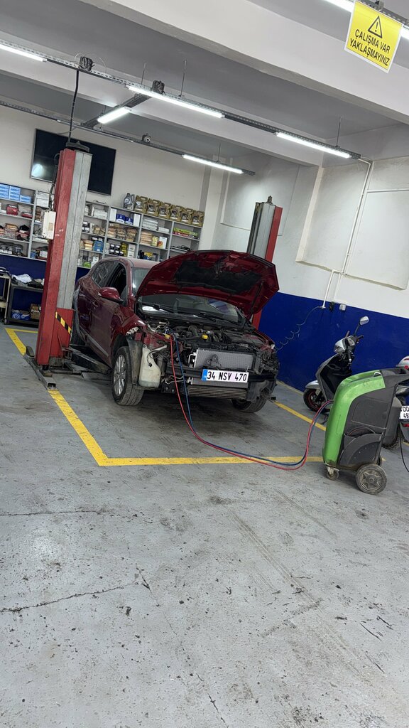 Otomobil servisi Fırat Otomotiv Motor ve Klima Tamiri Servisi, İstanbul, foto