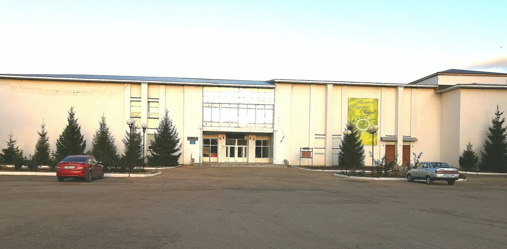 Kütüphaneler Tsentralnaya rayonnaya biblioteka, Muk, Saratovskaya oblastı, foto