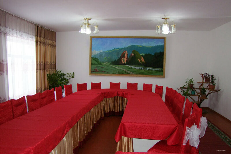Otel Issyk Kul Hotel Karakol, Karakol, foto