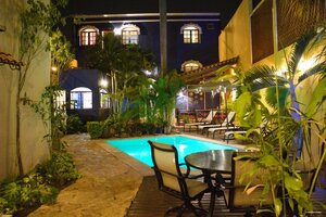 Hotel Marionetas (Yucatán, ciudad de Mérida), otel  Merida'dan