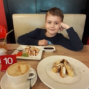 Festa (ulitsa Amirova No:10А), pizzacılar  Belebey'den