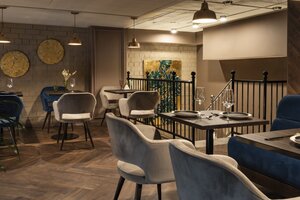 Friendly (prospekt Geroya Rossii Ye.N. Rodionova No:19, Chelyabinsk), kafe  Çeliabinsk'ten