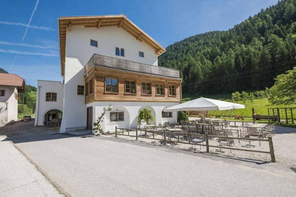 Otel Gasthof zum Hirschen, Trentino‑Alto Adige, foto