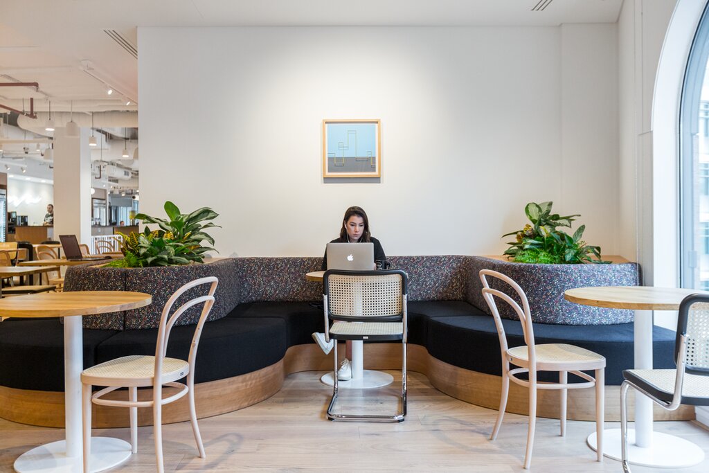 Paylaşımlı ofis WeWork 2 Minster Court, Londra, foto