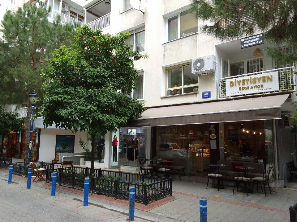 Ekmek fırını Jocelyne Pastanesi, İzmir, foto