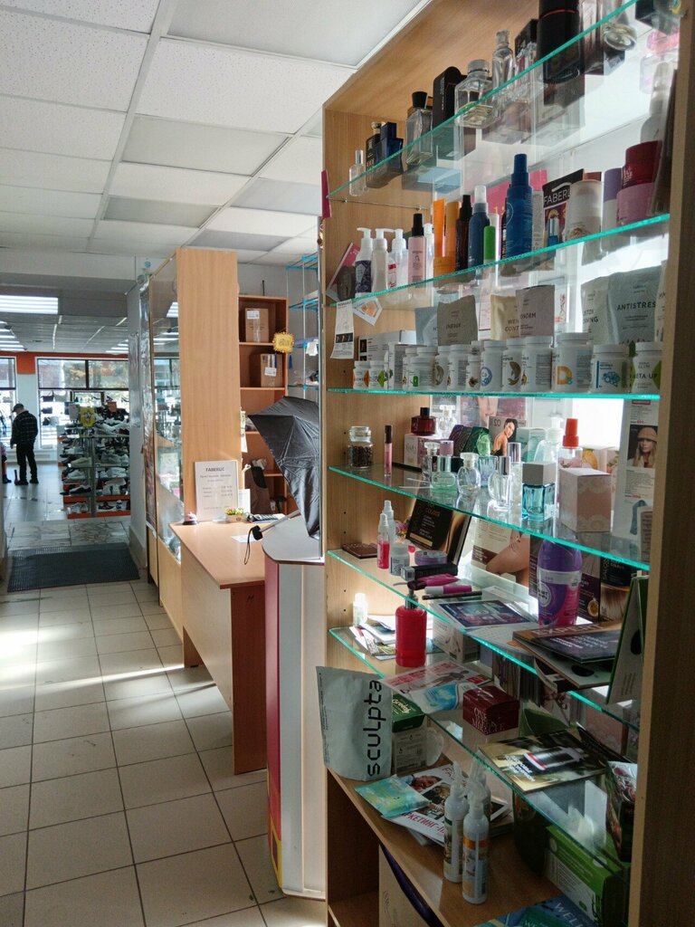 Kozmetik ürünleri ve parfümeri dağıtıcıları Faberlic, Ufa, foto