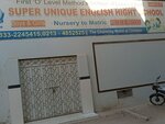 Super unique English highschool (Province of Sindh, Karachi, Liaquatabad Town, Block 7), yabancı dil kursları  Karaçi'den