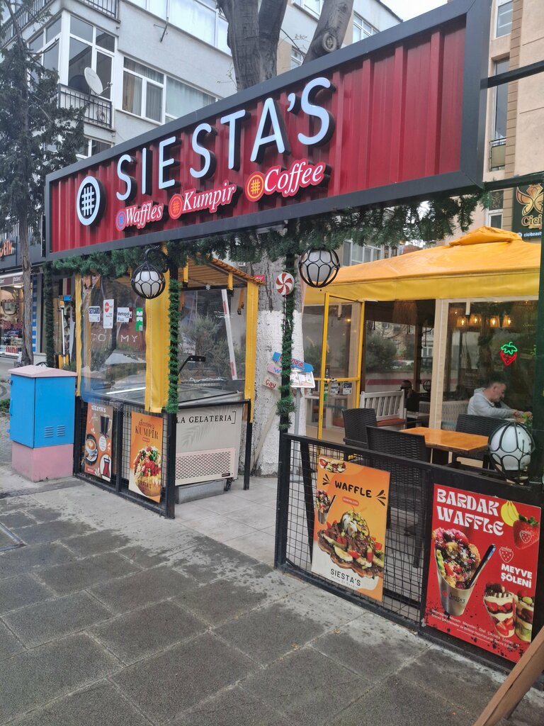 Kafe Siesta's Waffle & Kumpir, İstanbul, foto