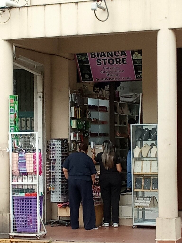 Optik Bianca Store, Santa‑Krus, foto