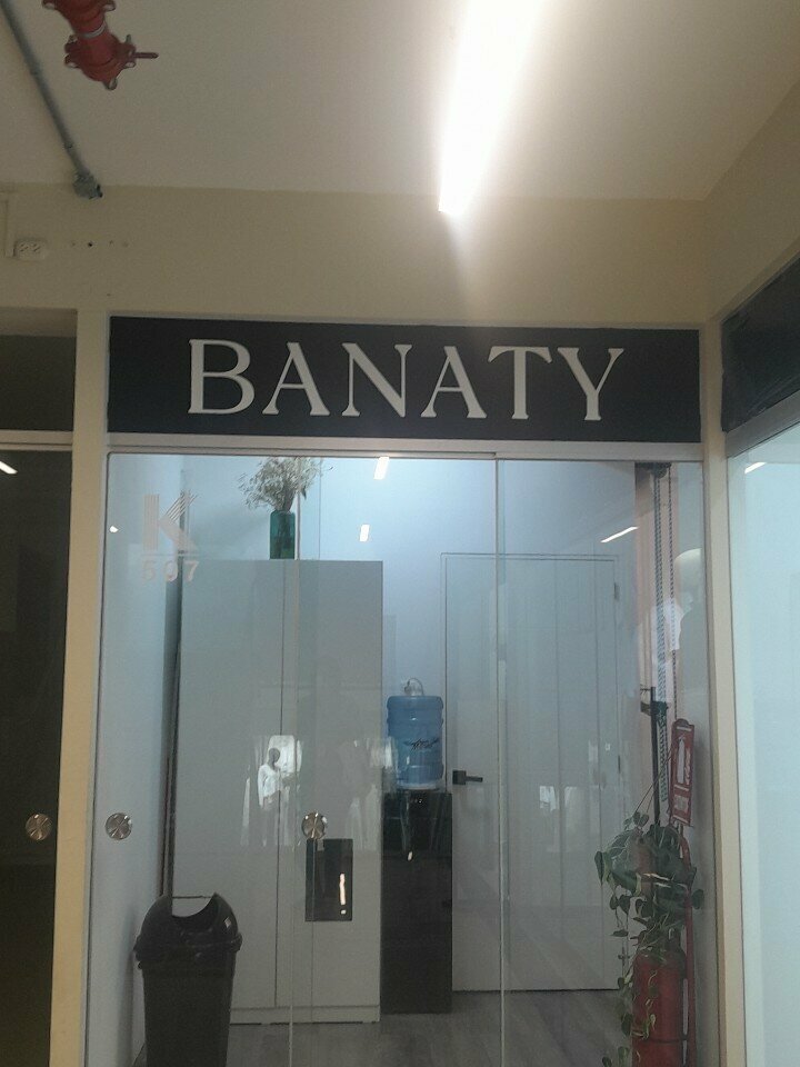 Dış giyim mağazası Banaty, Lima, foto