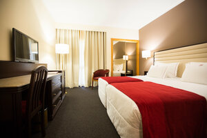 Hotel Mira Corgo (Avenida 1 de Maio No:74), otel  Vila Real'den