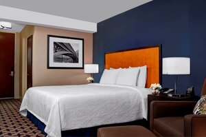 Kimpton Hotel Theta an Ihg Hotel (8th Avenue No:790, Manhattan Borough), otel  New York'tan