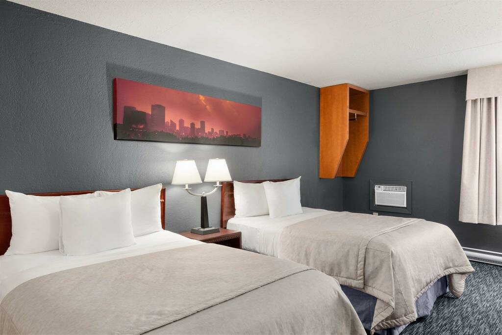 Otel Travelodge Edmonton West, Edmonton, foto