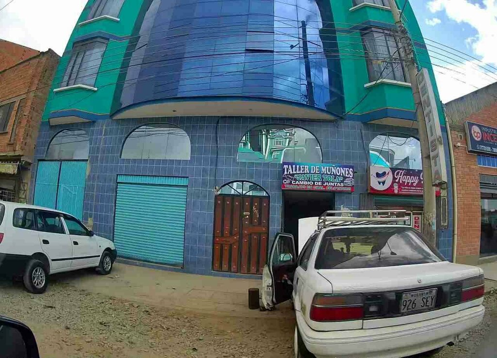 Oto döşeme Javier Tola, El Alto, foto