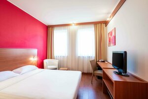 City Hotel Budapest (Dessewffy utca No:36, Budapest), otel  Budapeşte'den