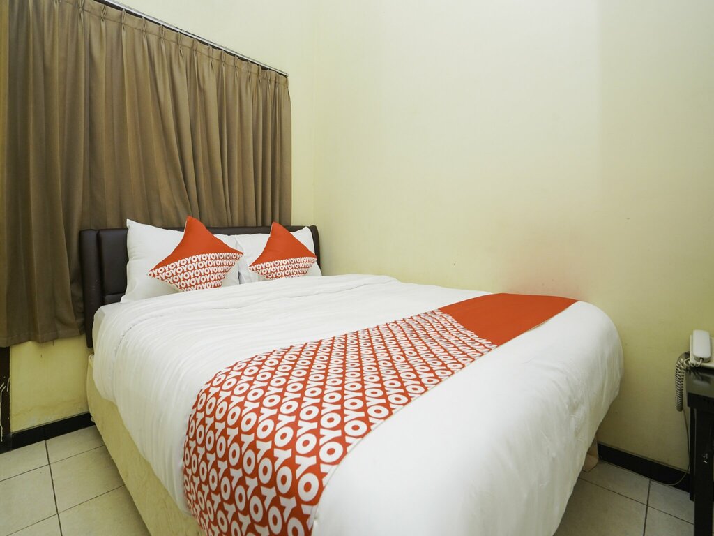 Otel Oyo 2902 Graha 18, Surabaya, foto