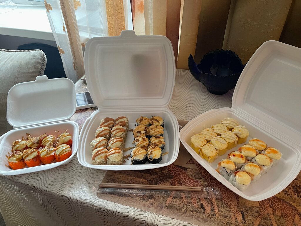 Suşi restoranı Chicken & Roll, Volgodonsk, foto