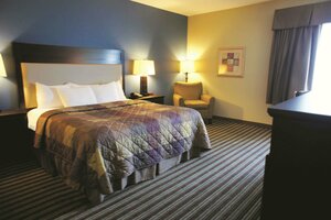 La Quinta Inn & Suites by Wyndham Broussard - Lafayette Area (United States Route 50), otel  Louisiana Eyaleti'nden
