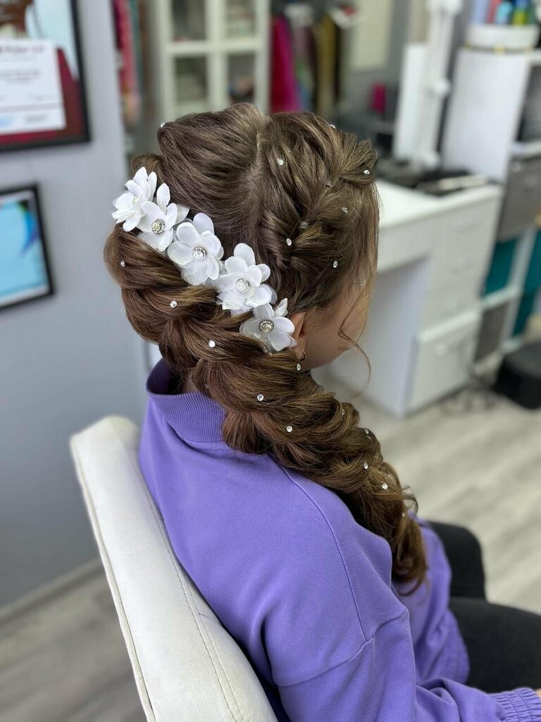 Kuaförler Braids of the north, Severomorsk, foto