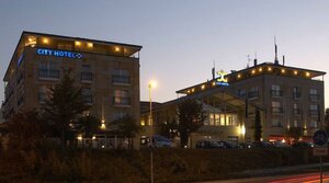 City Hotel Frankfurt/M - Bad Vilbel (Alte Frankfurter Straße No:13, Bad Vilbel), otel  Hesse'den