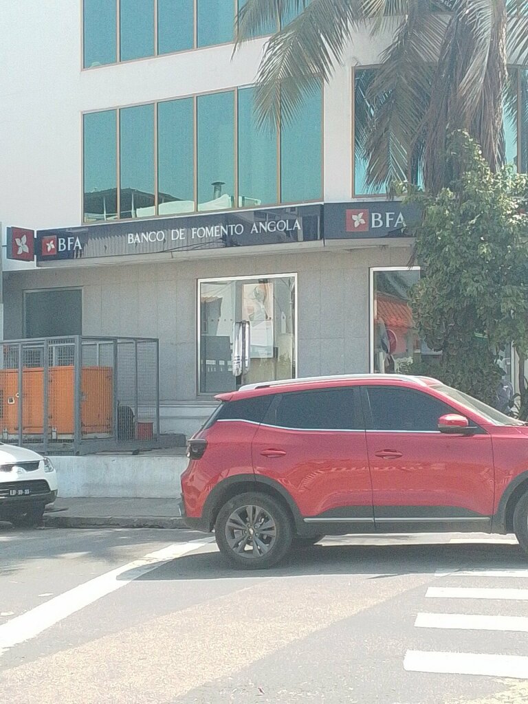 Banka Bfa, Loanda, foto