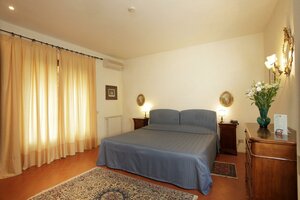 Relais Vignale & SPA (Tuscany, Provincia di Siena, Via Pianigiani, 9), otel