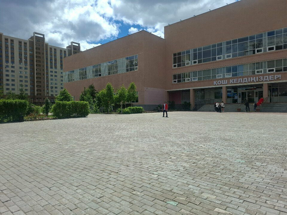 Geçici konaklama noktası Пункт приёма пострадавшего населения, Astana, foto