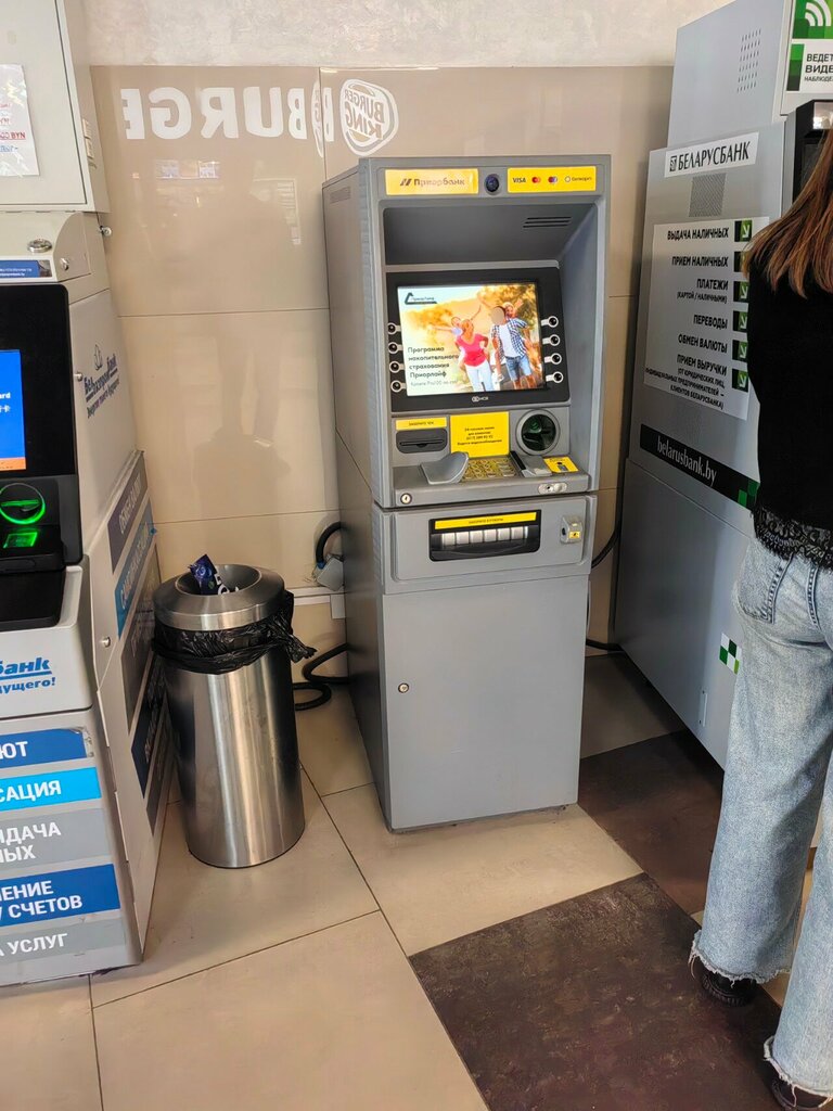 ATM'ler Приорбанк, Brest, foto
