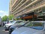 Alco Hall (Ilia Chavchavadzis gamziri No:74A), bar  Tiflis'ten