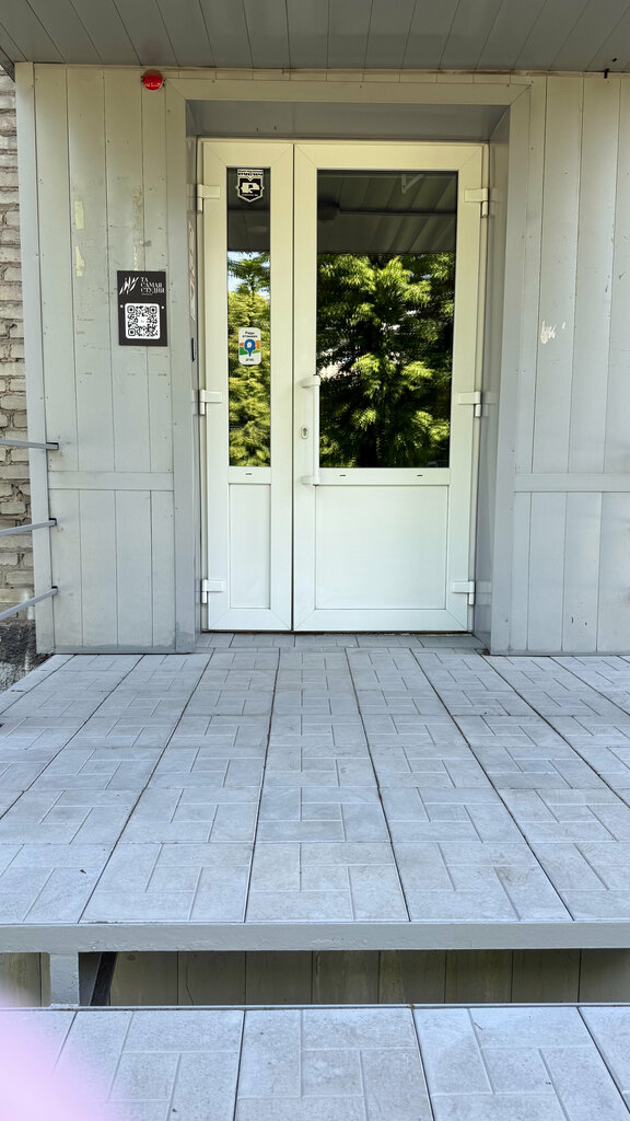 Müzik okulları ve konservatuarlar Та самая студия, Novokuznetsk, foto