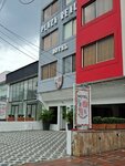 Royal Plaza (Valle del Cauca, Municipio de Santiago de Cali, Comuna 17, Santa Anita, Carrera 60, 10-30), otel