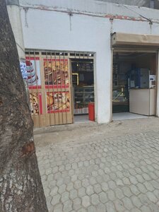Hani (Addis Ababa, Kolfe Keranio, Kebele 38), ekmek fırını  Addis Ababa'dan