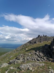 Гора Семичеловечья (Sverdlovsk Region, Novolyalinskiy munitsipalny okrug), dağ zirvesi  Sverdlovskaya oblastından