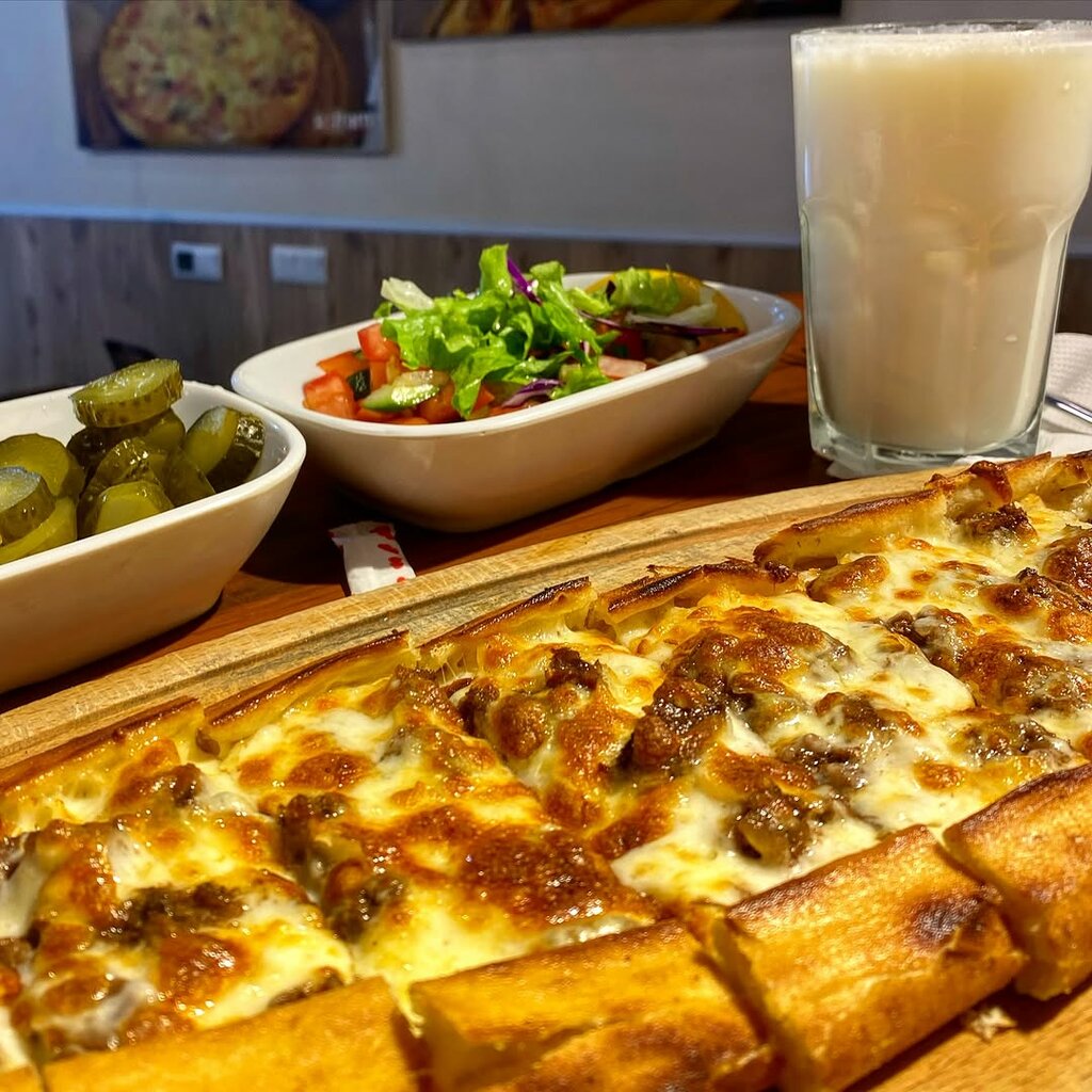 Restoran Sofram Taş Frın Pide Ve Lahmacun Salonu, İstanbul, foto