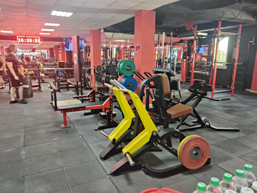 Fitness kulüpleri Triumf, Sevastopol, foto