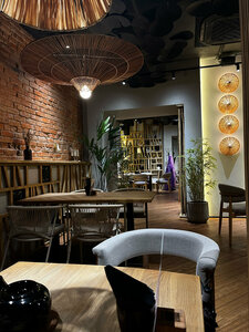 Djeky (Rostovskaya Street No:6), restoran  Ugliç'ten