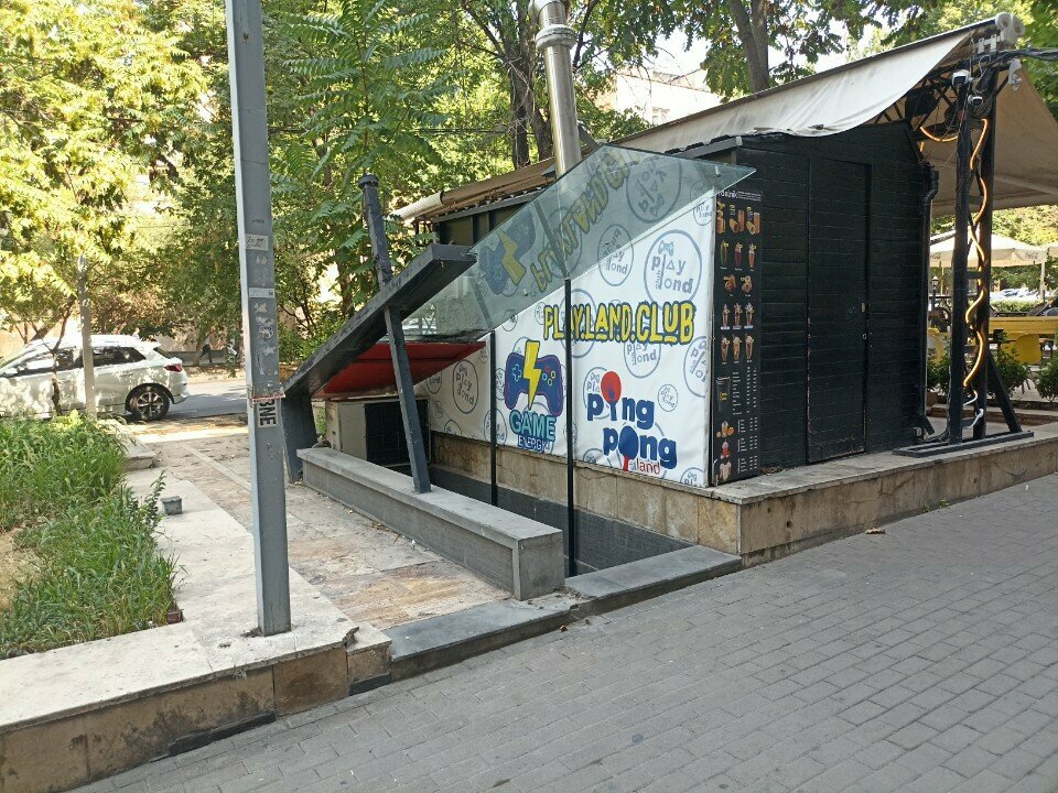 Tenis kulüpleri ve kortları Ping Pong Land, Erivan, foto