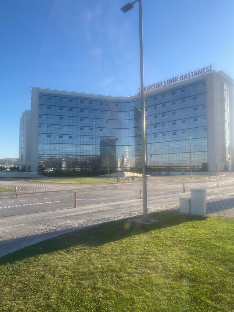 Eczaneler قەيسەرى شەھەر ھاستانىسى, Kayseri, foto